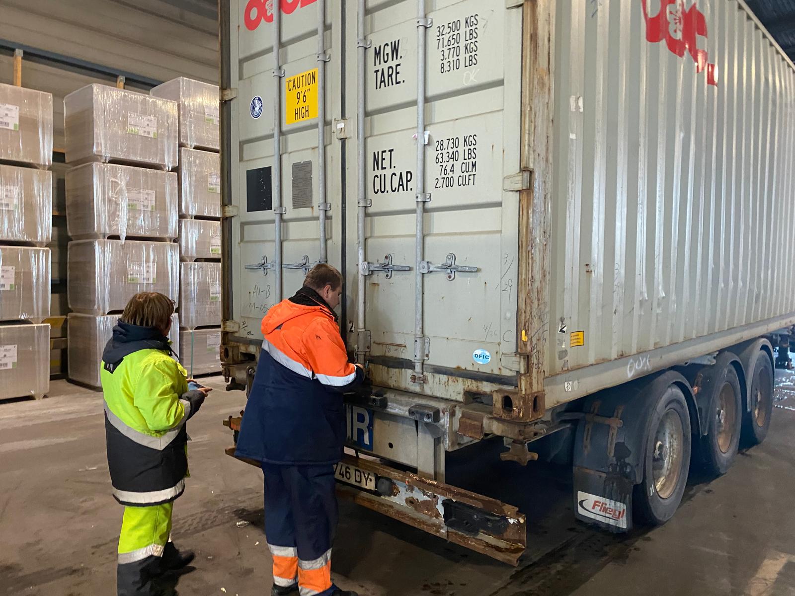 Loading and Unloading