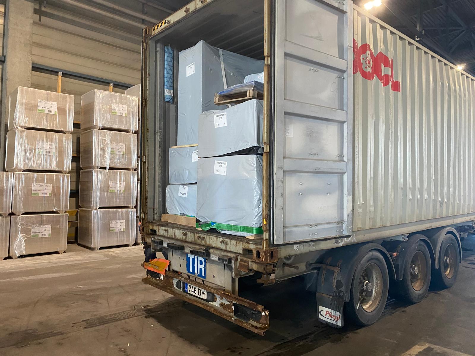 Loading and Unloading